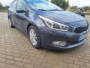 Pelēks Kia Ceed 2013 Tauragė, ar dzinēja tilpumu 1.60 L un nobraukumu 270 tūkst. km par 2400 €, foto 11 vietnē AUTOMOTO.COM.LV