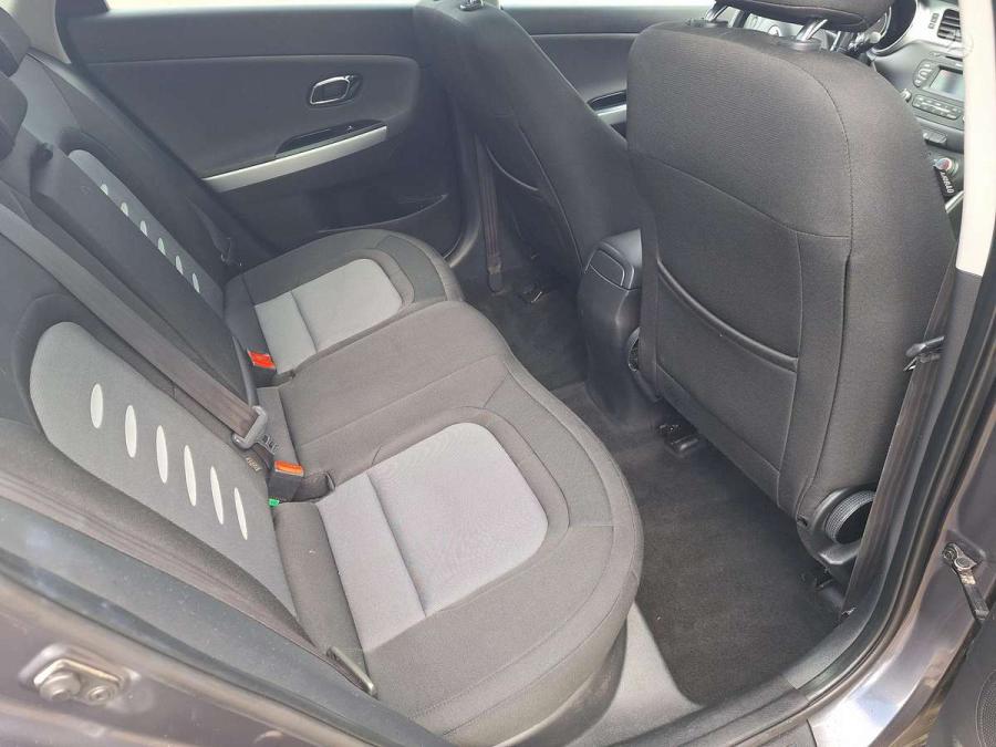 Pelēks Kia Ceed 2013 Tauragė, ar dzinēja tilpumu 1.60 L un nobraukumu 270 tūkst. km par 2400 €, foto 13 vietnē AUTOMOTO.COM.LV