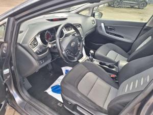 Pelēks Kia Ceed 2013 Tauragė, ar dzinēja tilpumu 1.60 L un nobraukumu 270 tūkst. km par 2400 €, foto 15 vietnē AUTOMOTO.COM.LV