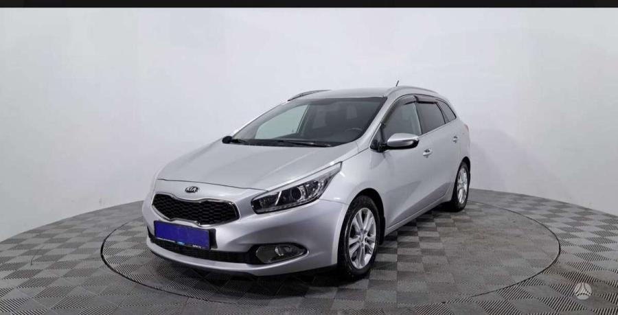 Pelēks Kia Ceed 2014 Viļņa, ar dzinēja tilpumu 1.59 L un nobraukumu 244 tūkst. km par 7499 €, foto 2 vietnē AUTOMOTO.COM.LV