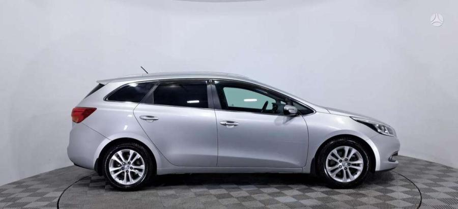 Pelēks Kia Ceed 2014 Viļņa, ar dzinēja tilpumu 1.59 L un nobraukumu 244 tūkst. km par 7499 €, foto 4 vietnē AUTOMOTO.COM.LV
