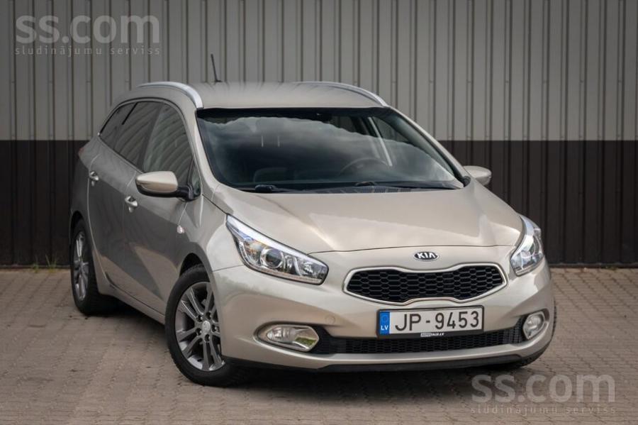 Grey Kia Ceed 2014 in Talsi, with an engine capacity of 1.60 L and mileage of 214 thousand km for 4950 €, photo 1 on AUTOMOTO.COM.LV