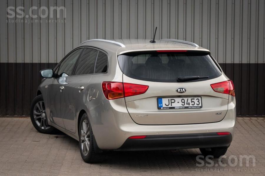 Grey Kia Ceed 2014 in Talsi, with an engine capacity of 1.60 L and mileage of 214 thousand km for 4950 €, photo 5 on AUTOMOTO.COM.LV