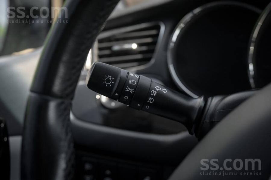 Grey Kia Ceed 2014 in Talsi, with an engine capacity of 1.60 L and mileage of 214 thousand km for 4950 €, photo 16 on AUTOMOTO.COM.LV