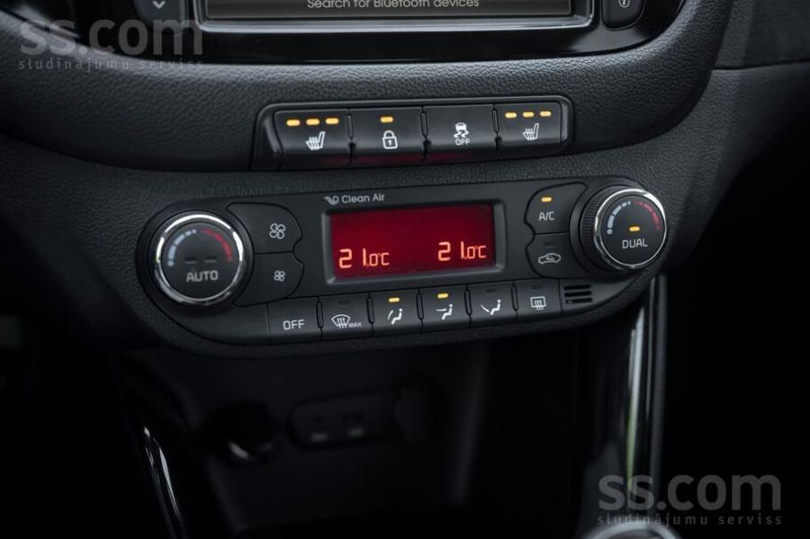 Grey Kia Ceed 2014 in Talsi, with an engine capacity of 1.60 L and mileage of 214 thousand km for 4950 €, photo 23 on AUTOMOTO.COM.LV