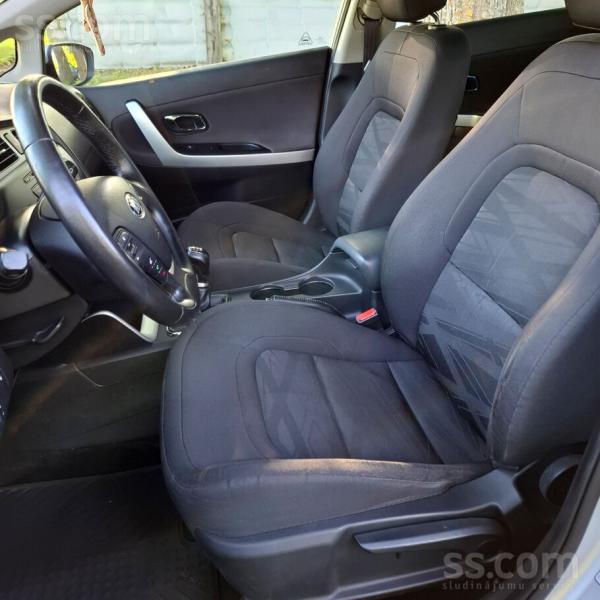 Grey Kia Ceed 2014 in Jelgava, with an engine capacity of 1.60 L and mileage of 218 thousand km for 3200 €, photo 9 on AUTOMOTO.COM.LV