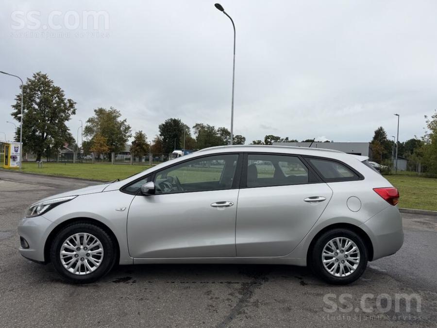 Grey Kia Ceed 2014 in Daugavpils, with an engine capacity of 1.40 L and mileage of 0 thousand km for 6200 €, photo 3 on AUTOMOTO.COM.LV