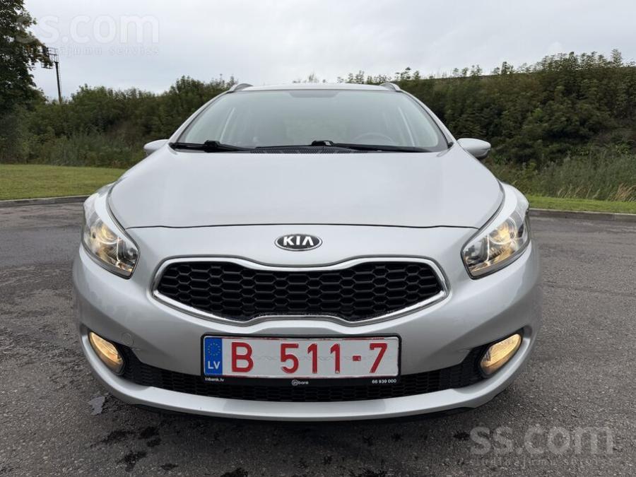 Grey Kia Ceed 2014 in Daugavpils, with an engine capacity of 1.40 L and mileage of 0 thousand km for 6200 €, photo 9 on AUTOMOTO.COM.LV