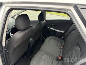 Grey Kia Ceed 2014 in Daugavpils, with an engine capacity of 1.40 L and mileage of 0 thousand km for 6200 €, photo 17 on AUTOMOTO.COM.LV