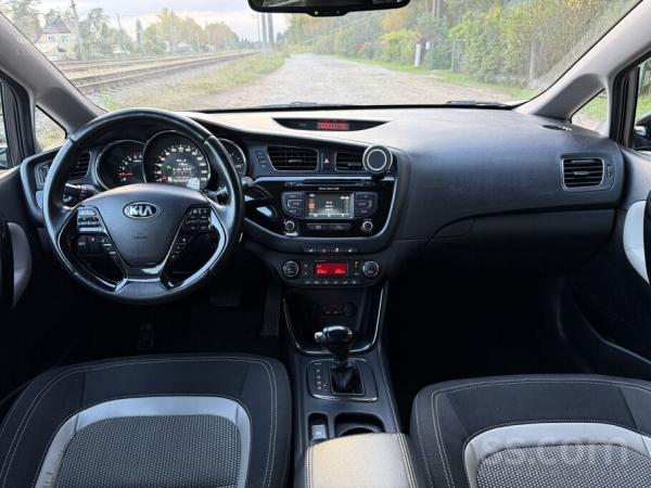 Pelēks Kia Ceed 2014 Rīga, ar dzinēja tilpumu 1.60 L un nobraukumu 360 tūkst. km par 4000 €, foto 11 vietnē AUTOMOTO.COM.LV