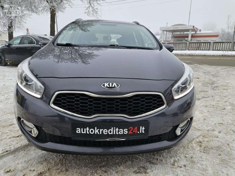 Grey Kia Ceed 2015 in Siauliai, with an engine capacity of 1.60 L and mileage of 221 thousand km for 6250 €, photo 2 on AUTOMOTO.COM.LV