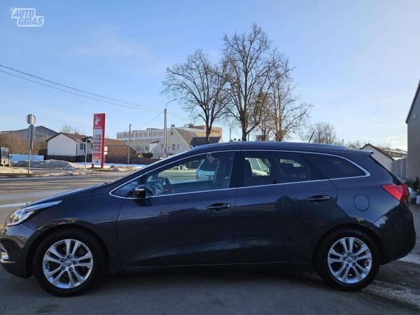 Grey Kia Ceed 2015 in Siauliai, with an engine capacity of 1.60 L and mileage of 134 thousand km for 6450 €, photo 6 on AUTOMOTO.COM.LV