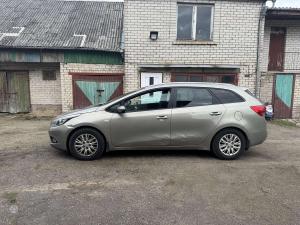 Pelēks Kia Ceed 2015 Raseiniai, ar dzinēja tilpumu 1.40 L un nobraukumu 173 tūkst. km par 4300 €, foto 3 vietnē AUTOMOTO.COM.LV