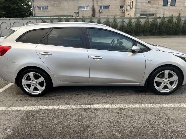 Pelēks Kia Ceed 2015 Panevēža, ar dzinēja tilpumu 1.40 L un nobraukumu 187 tūkst. km par 4500 €, foto 5 vietnē AUTOMOTO.COM.LV