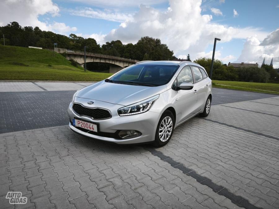 Pelēks Kia Ceed 2015 Jurbarkas, ar dzinēja tilpumu 1.60 L un nobraukumu 270 tūkst. km par 3950 €, foto 1 vietnē AUTOMOTO.COM.LV