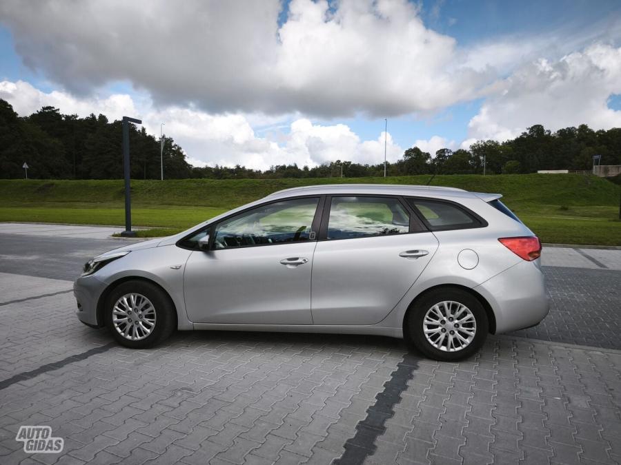 Pelēks Kia Ceed 2015 Jurbarkas, ar dzinēja tilpumu 1.60 L un nobraukumu 270 tūkst. km par 3950 €, foto 3 vietnē AUTOMOTO.COM.LV