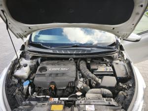 Pelēks Kia Ceed 2015 Jurbarkas, ar dzinēja tilpumu 1.60 L un nobraukumu 270 tūkst. km par 3950 €, foto 16 vietnē AUTOMOTO.COM.LV