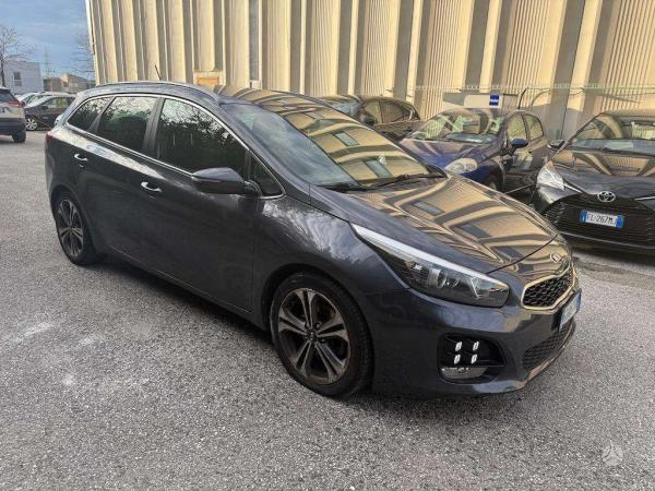 Pelēks Kia Ceed 2016 Šauļi, ar dzinēja tilpumu 1.58 L un nobraukumu 260 tūkst. km par 4950 €, foto 3 vietnē AUTOMOTO.COM.LV