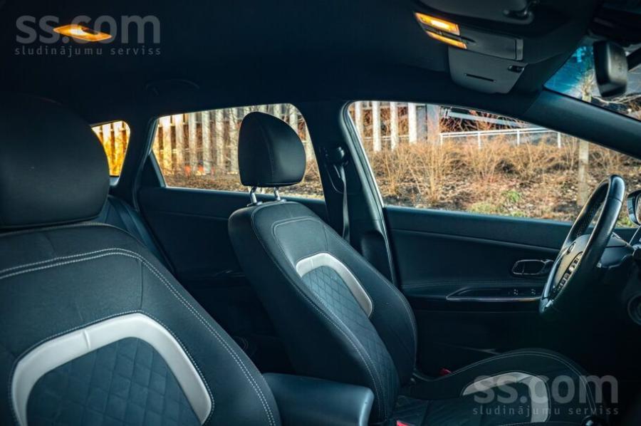 Pelēks Kia Ceed 2016 Rīga, ar dzinēja tilpumu 1.60 L un nobraukumu 0 tūkst. km par 6990 €, foto 13 vietnē AUTOMOTO.COM.LV