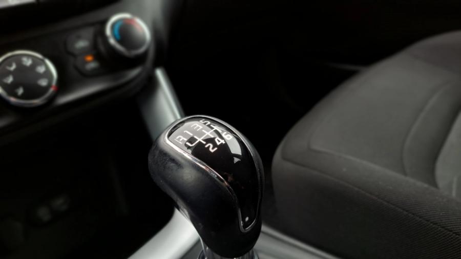 Pelēks Kia Ceed 2016 Rīga, ar dzinēja tilpumu 1.60 L un nobraukumu 248 tūkst. km par 5990 €, foto 13 vietnē AUTOMOTO.COM.LV