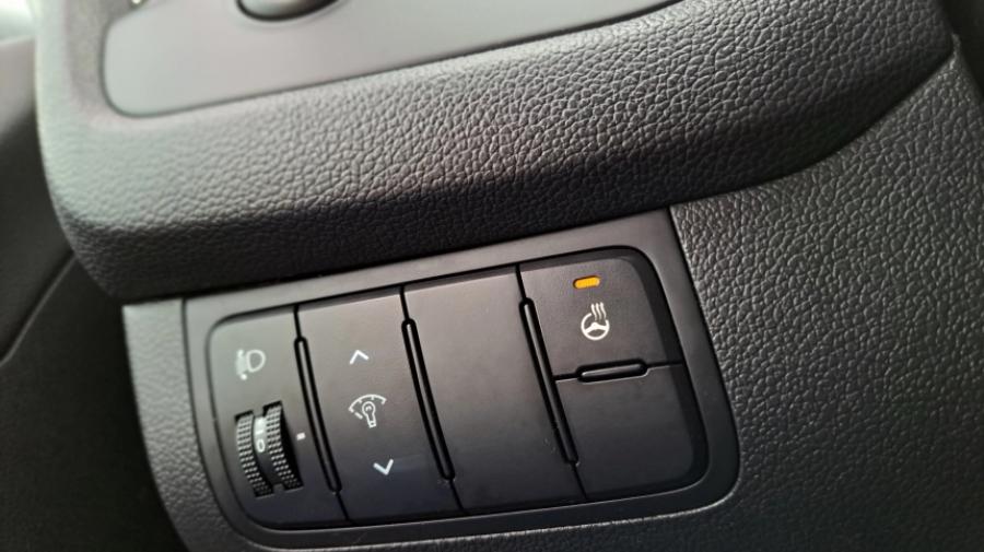 Pelēks Kia Ceed 2016 Rīga, ar dzinēja tilpumu 1.60 L un nobraukumu 248 tūkst. km par 5990 €, foto 21 vietnē AUTOMOTO.COM.LV