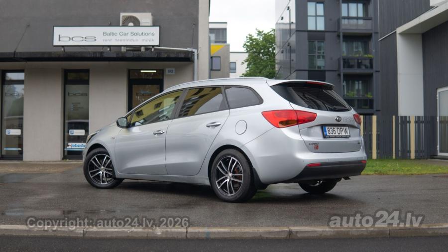 Grey Kia Ceed 2016 in Tallinn, with an engine capacity of 1.60 L and mileage of 206 thousand km for 5590 €, photo 5 on AUTOMOTO.COM.LV