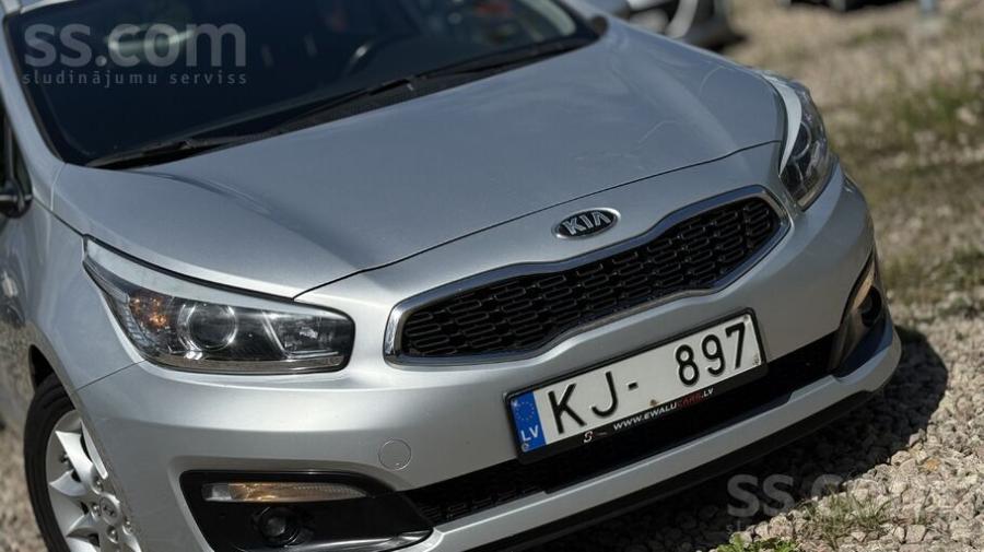Pelēks Kia Ceed 2016 Jelgava, ar dzinēja tilpumu 1.60 L un nobraukumu 251 tūkst. km par 5990 €, foto 6 vietnē AUTOMOTO.COM.LV