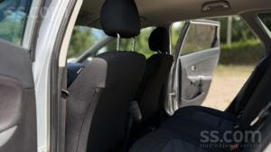 Pelēks Kia Ceed 2016 Jelgava, ar dzinēja tilpumu 1.60 L un nobraukumu 251 tūkst. km par 5990 €, foto 11 vietnē AUTOMOTO.COM.LV