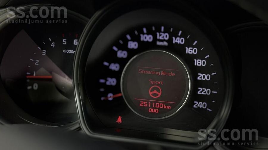 Pelēks Kia Ceed 2016 Jelgava, ar dzinēja tilpumu 1.60 L un nobraukumu 251 tūkst. km par 5990 €, foto 15 vietnē AUTOMOTO.COM.LV