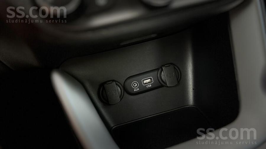 Pelēks Kia Ceed 2016 Jelgava, ar dzinēja tilpumu 1.60 L un nobraukumu 251 tūkst. km par 5990 €, foto 21 vietnē AUTOMOTO.COM.LV