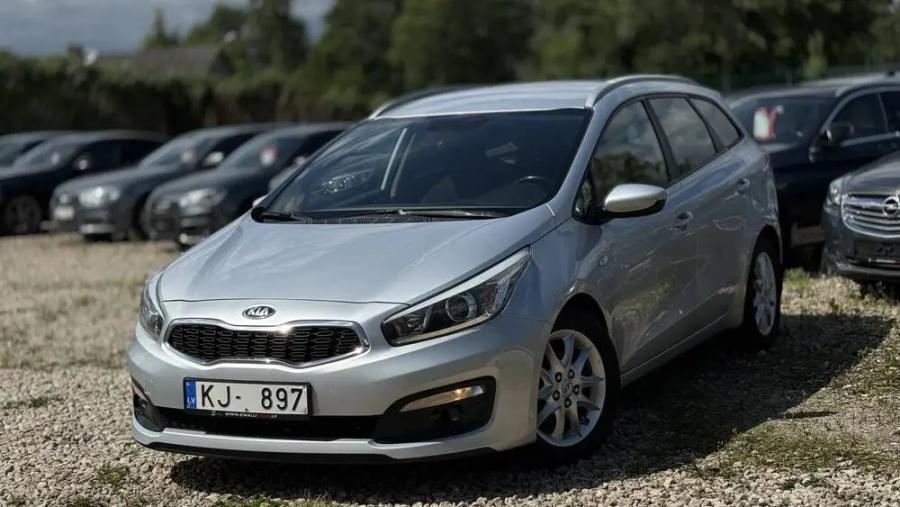 Pelēks Kia Ceed 2016 Jelgava, ar dzinēja tilpumu 1.60 L un nobraukumu 251 tūkst. km par 5990 €, foto 3 vietnē AUTOMOTO.COM.LV
