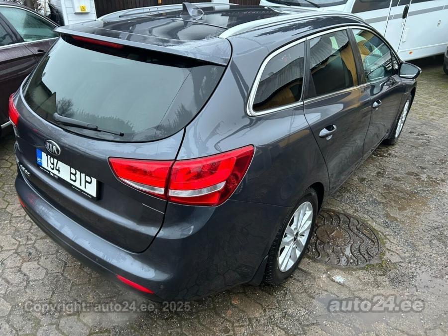 Grey Kia Ceed 2017 in Tartu, with an engine capacity of 1.60 L and mileage of 94 thousand km for 8550 €, photo 6 on AUTOMOTO.COM.LV