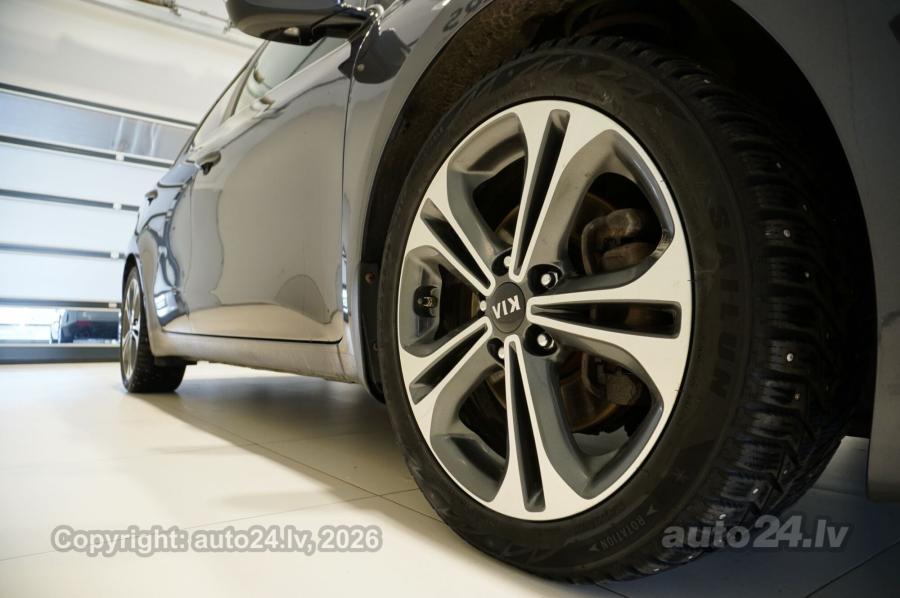 Grey Kia Ceed 2017 in Tallinn, with an engine capacity of 1.60 L and mileage of 154 thousand km for 9900 €, photo 6 on AUTOMOTO.COM.LV