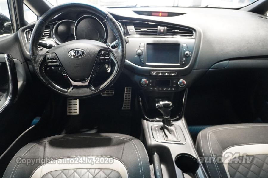 Grey Kia Ceed 2017 in Tallinn, with an engine capacity of 1.60 L and mileage of 154 thousand km for 9900 €, photo 11 on AUTOMOTO.COM.LV