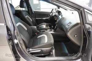 Grey Kia Ceed 2017 in Tallinn, with an engine capacity of 1.60 L and mileage of 154 thousand km for 9900 €, photo 14 on AUTOMOTO.COM.LV