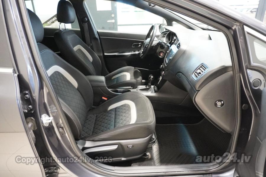 Grey Kia Ceed 2017 in Tallinn, with an engine capacity of 1.60 L and mileage of 154 thousand km for 9900 €, photo 14 on AUTOMOTO.COM.LV