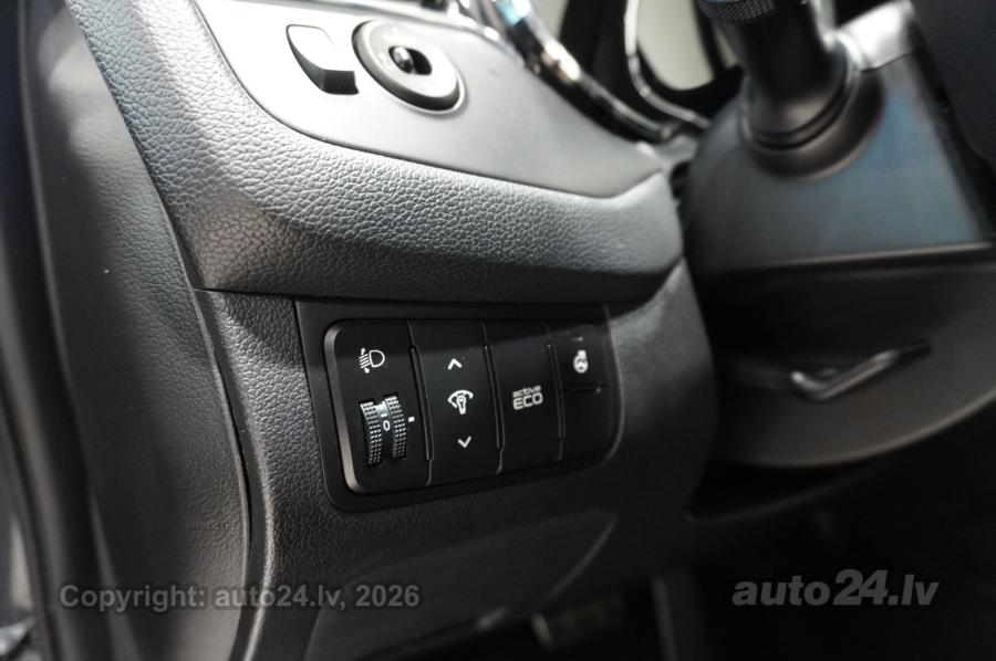 Grey Kia Ceed 2017 in Tallinn, with an engine capacity of 1.60 L and mileage of 154 thousand km for 9900 €, photo 15 on AUTOMOTO.COM.LV