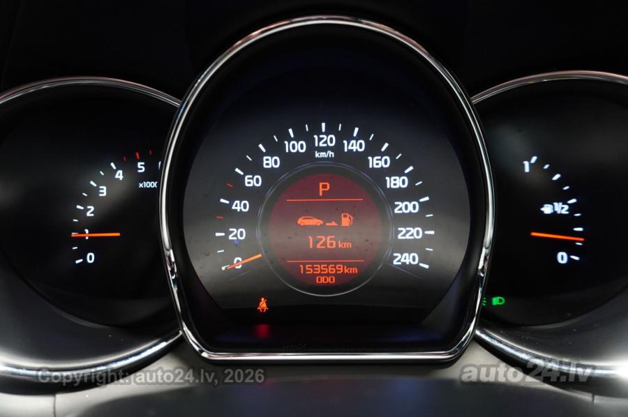 Grey Kia Ceed 2017 in Tallinn, with an engine capacity of 1.60 L and mileage of 154 thousand km for 9900 €, photo 21 on AUTOMOTO.COM.LV