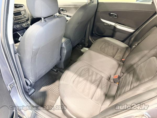 Grey Kia Ceed 2017 in Viljandi, with an engine capacity of 1.60 L and mileage of 113 thousand km for 6450 €, photo 9 on AUTOMOTO.COM.LV
