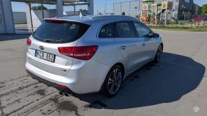 Grey Kia Ceed 2017 in Vilnius, with an engine capacity of 1.60 L and mileage of 213 thousand km for 6900 €, photo 5 on AUTOMOTO.COM.LV