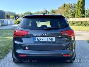 Grey Kia Ceed 2017 in Tallinn, with an engine capacity of 1.60 L and mileage of 121 thousand km for 7495 €, photo 6 on AUTOMOTO.COM.LV