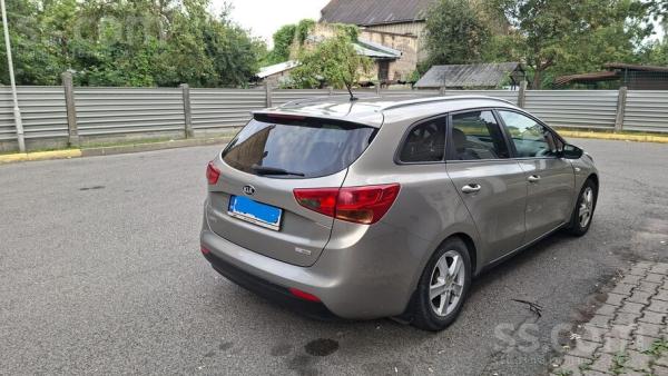 Киа Сид 2017 в Рига на AUTOMOTO.COM.LV Серый Киа Сид 2017 в Рига, объемом двигателя 1.00 л и пробегом 175 тыс. км за 5500 €, фото 3 на AUTOMOTO.COM.LV