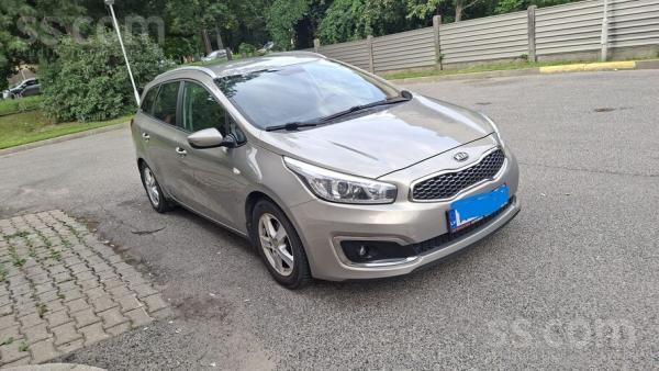 Киа Сид 2017 в Рига на AUTOMOTO.COM.LV Серый Киа Сид 2017 в Рига, объемом двигателя 1.00 л и пробегом 175 тыс. км за 5500 €, фото 5 на AUTOMOTO.COM.LV