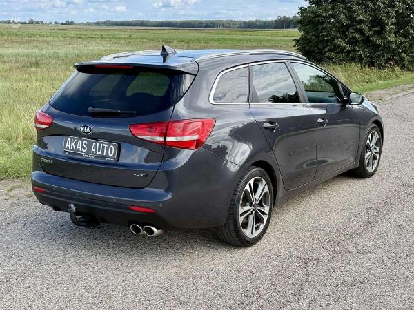 Grey Kia Ceed 2017 in Vilkaviskis, with an engine capacity of 1.58 L and mileage of 290 thousand km for 6300 €, photo 4 on AUTOMOTO.COM.LV