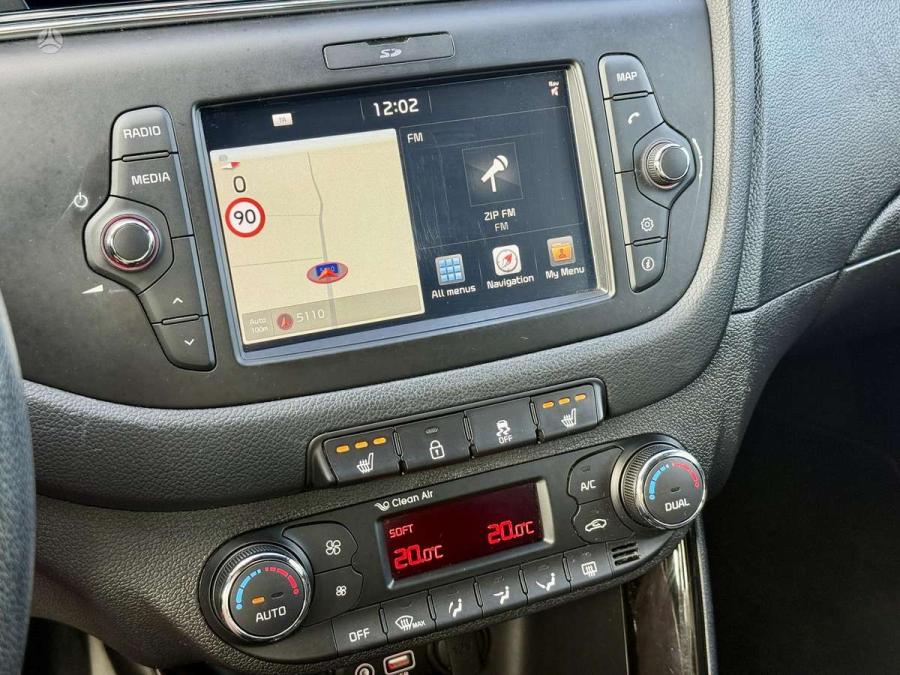 Grey Kia Ceed 2017 in Vilkaviskis, with an engine capacity of 1.58 L and mileage of 290 thousand km for 6300 €, photo 14 on AUTOMOTO.COM.LV