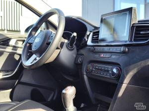 Grey Kia Ceed 2018 in Siauliai, with an engine capacity of 1.60 L and mileage of 217 thousand km for 8190 €, photo 19 on AUTOMOTO.COM.LV