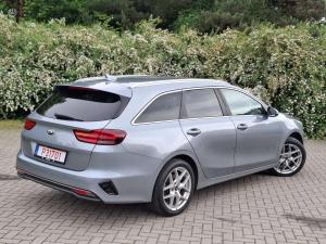 Pelēks Kia Ceed 2018 Viļņa, ar dzinēja tilpumu 1.60 L un nobraukumu 263 tūkst. km par 8200 €, foto 3 vietnē AUTOMOTO.COM.LV