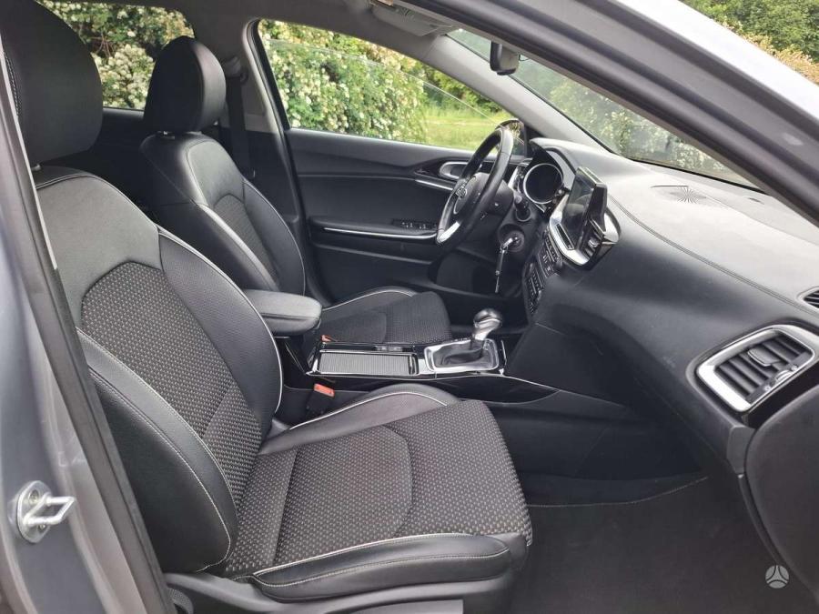 Pelēks Kia Ceed 2018 Viļņa, ar dzinēja tilpumu 1.60 L un nobraukumu 263 tūkst. km par 8200 €, foto 23 vietnē AUTOMOTO.COM.LV
