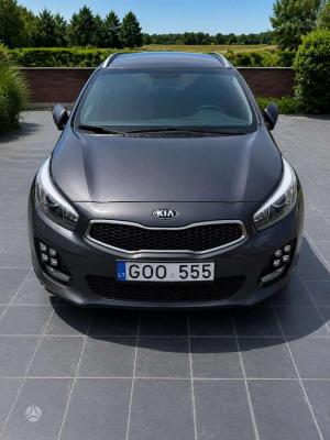 Grey Kia Ceed 2018 in Kaunas, with an engine capacity of 1.58 L and mileage of 408 thousand km for 4500 €, photo 3 on AUTOMOTO.COM.LV