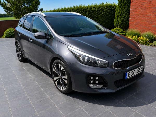 Grey Kia Ceed 2018 in Kaunas, with an engine capacity of 1.58 L and mileage of 408 thousand km for 4500 €, photo 3 on AUTOMOTO.COM.LV